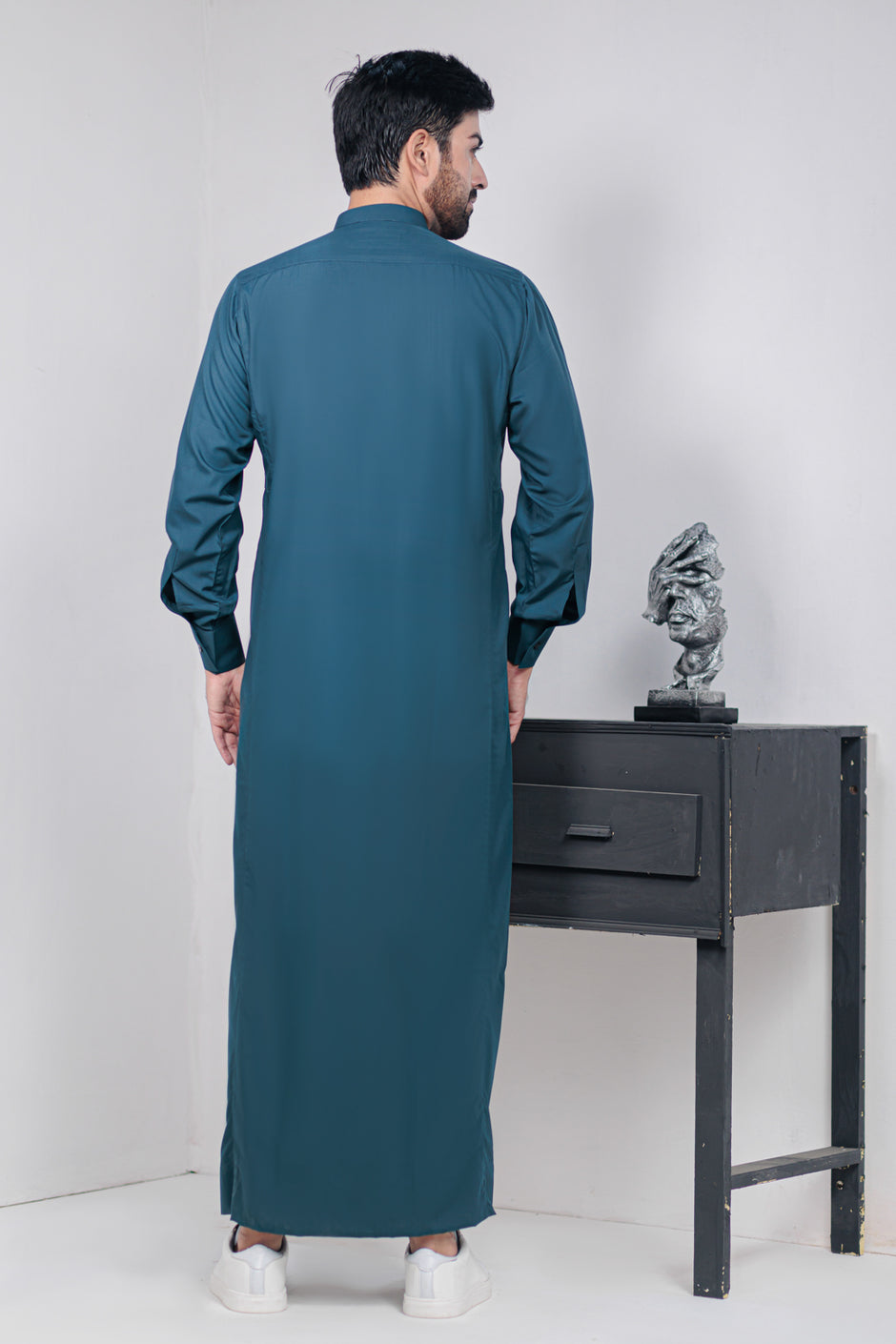 Plain Saudi Thobes